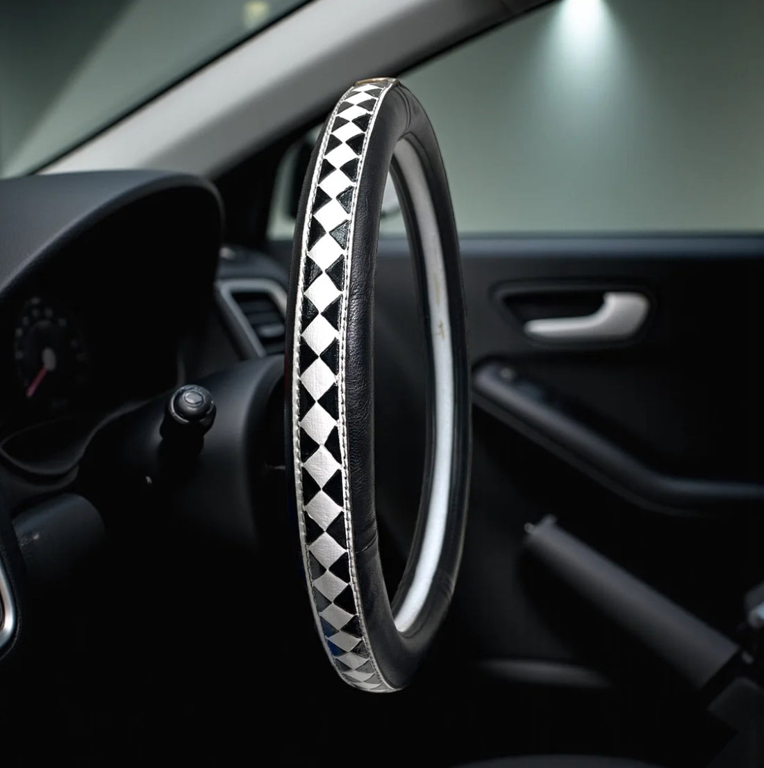 Black Checkmate Western Tooled Leather Steering Wheel Cover – Punchy Cactus Boutique & Western Wear