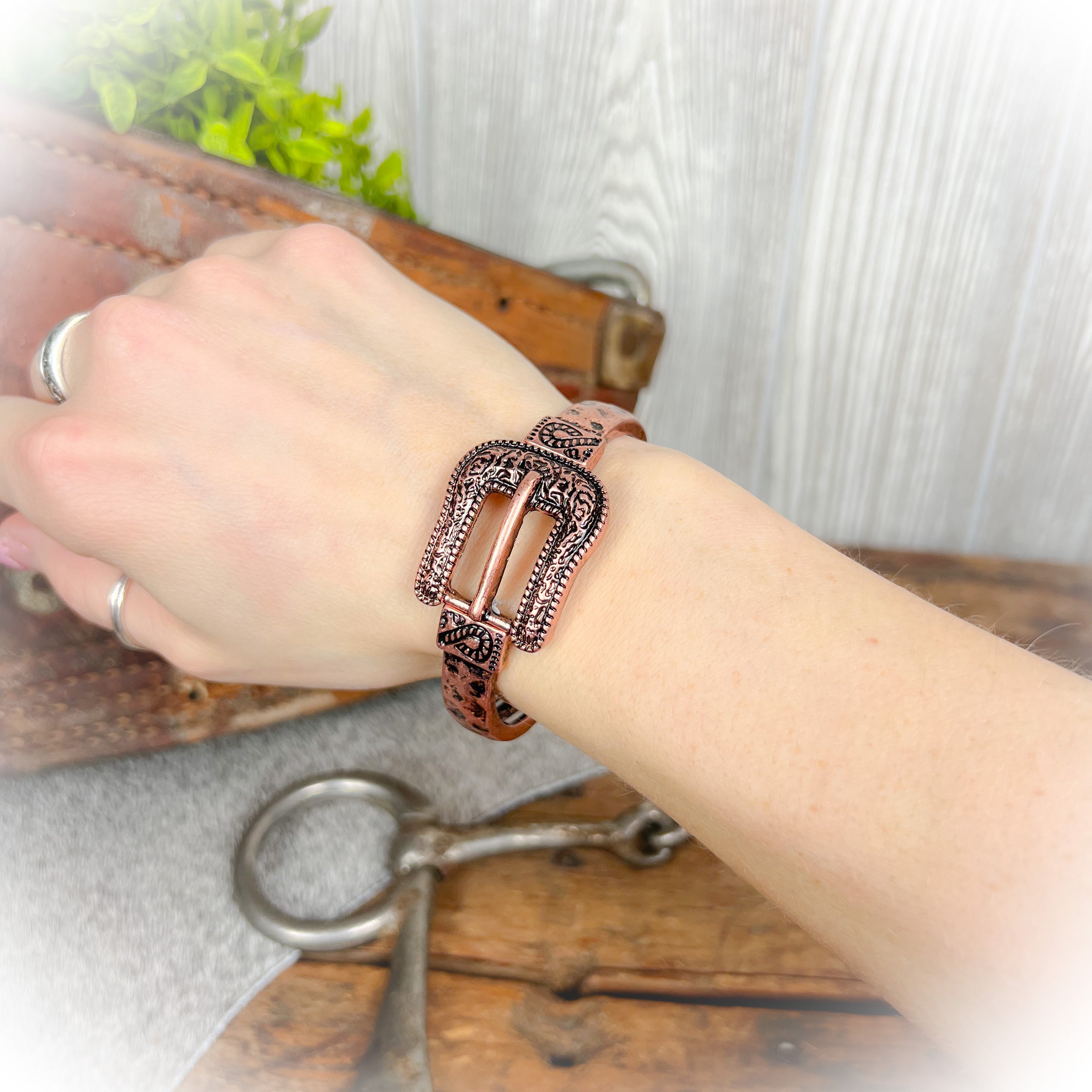 Western Belt Buckle Bracelet – Bronze | Stretch Western Statement Brac ...